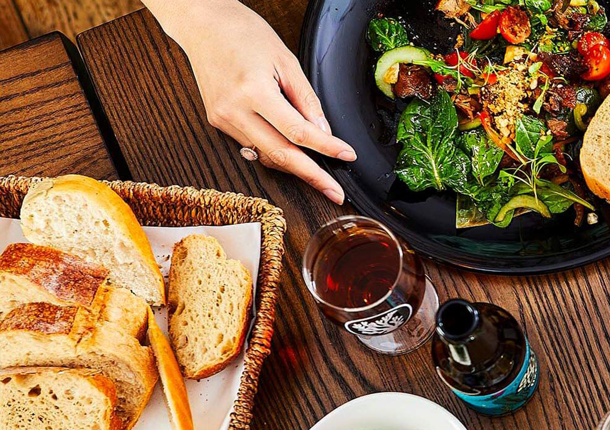 Salty Dog Bar & Bistro - Jersey Businesses Directory - Jersey Insight